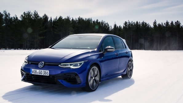 Volkswagen offers winter weather driving tips - Volkswagen US Media Site