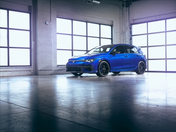 Volkswagen announces limited Golf R 20th Anniversary Edition for North ...