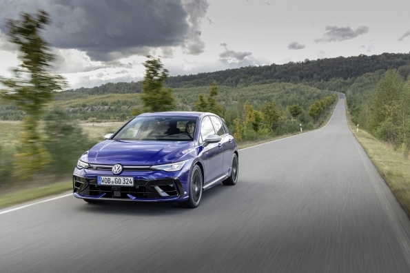 VWOA announces 2025 Golf GTI and Golf R pricing | VW Vortex ...